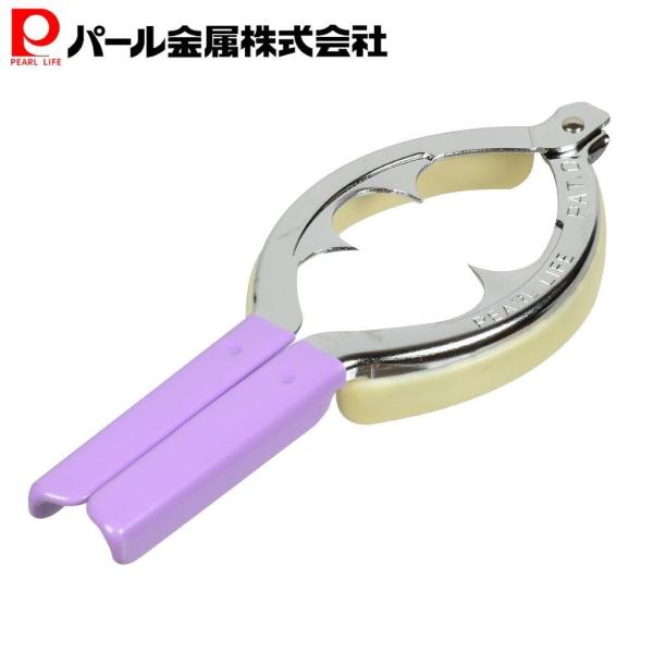 【商品概要】ガスボンベ・スプレー缶を挟むだけで、カンタンにガス抜きができるガス抜きだけでなく、ビンのフタ開け、缶フタのこじ開けにも【スペック】本体サイズ:幅65×全長185mm 重量:(約)120g材質:金属部/鉄(クロムめっき)、樹脂部/...