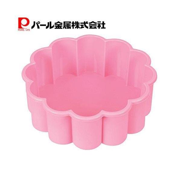 【商品概要】6等分にカットすればハート型になる花型ケーキ焼型柔らかいオールシリコーンゴム製なので複雑な形もキレイに取り出せるオーブン・電子レンジ・冷凍庫に対応しているのでお菓子作りのバリエーションが広がる使用初期はシリコーン特有の臭いがする...
