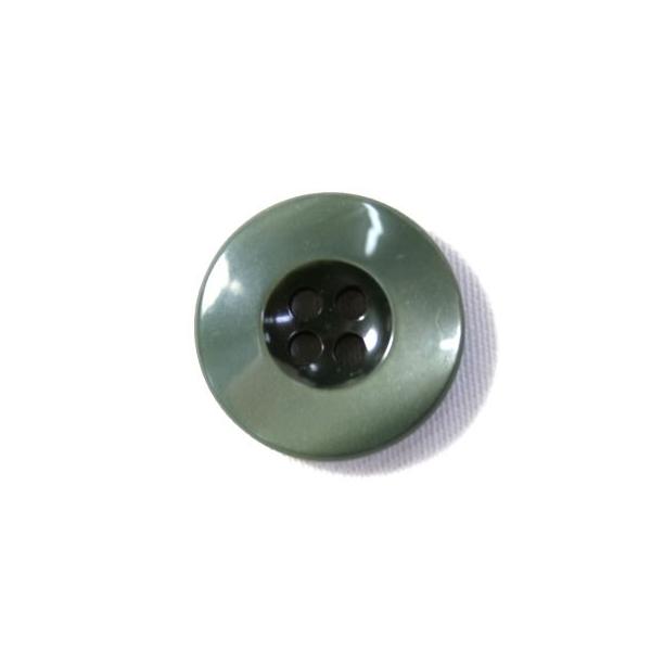 【素材】ポリエステル【サイズ】20mm【特徴】薄いポリエステルボタンとは違い、しっかりして、鮮やかさ、カラフルさを兼ね備えたボタンです。20mmのサイズで4mmほど、15mmで3.5mmほどの厚さがあり肉厚ボタンです。スーツ、ジャケットなど...