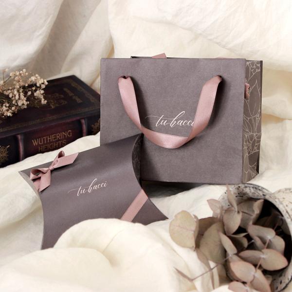 ■容量の目安◇ピローケースM：ショーツ1〜2枚程度◇ピローケースL：ブラ&amp;ショーツ1〜2セット、ブラキャミ1着程度◇ショッパーM/長方形：腹巻パンツ3枚程度、ショーツ5枚程度、あったか肌ケアインナー3枚程度◇ショッパーL/正方形：P...