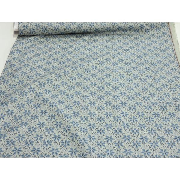 Moda Fabrics（モダファブリックス）は、テキサス州ダラスを拠点とする世界的なファブリックブランドです。常時30名以上のデザイナーとライセンス契約を結び、多彩なバリエーションの生地を展開、年間で1200柄を超える新作を次々にリリース...