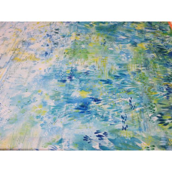 1枚目の画像の左右が生地の巾になります。プリントが左右非対称の生地です。Moda Fabrics（モダファブリックス）は、テキサス州ダラスを拠点とする世界的なファブリックブランドです。常時30名以上のデザイナーとライセンス契約を結び、多彩な...