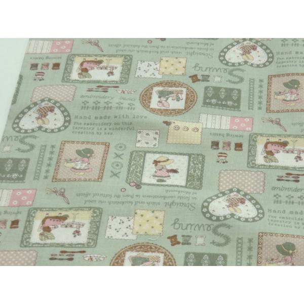 サンボンネット・スーは世界中で愛されている、サンボンネット（日よけ帽子）を被って顔の隠れた、エプロンやワンピース姿のかわいらしい女の子です。このサンボンネット・スー、通称スーちゃんはパッチワーク生地やアップリケのモチーフとして特別な人気を誇...