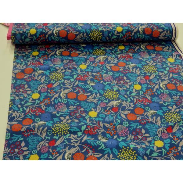 テキスタイルデザイナー古家悦子。インテリア・雑貨などをテキスタイル中心に生活空間のデザインを手がける。綿麻シーチング生地は、通常のキャンバス素材より柔らかく薄い生地なのでワンピースやスカートなど洋服を作っていただくのに最適です。オリジナリテ...