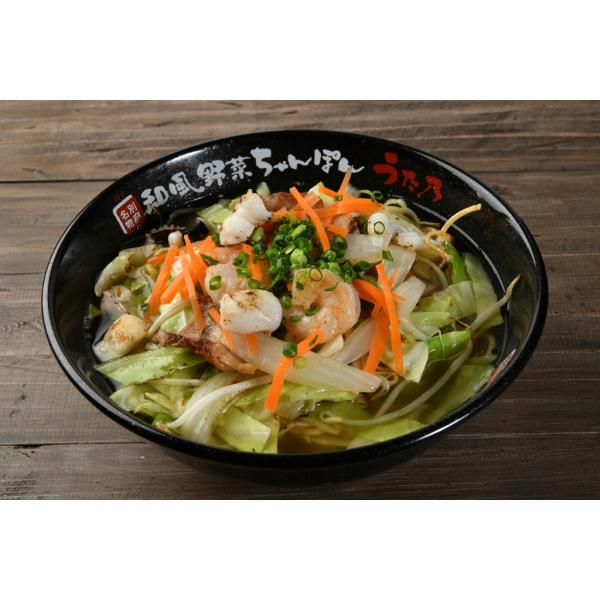 大分県別府市で、うた乃は昭和51年に創業しました。自家製角細麺を鉄板で炒め、だしの効いた和風スープで仕上げた大分県別府市のソウルフード「和風野菜ちゃんぽん」を冷凍商品化しました。自家製麺；うた乃の麺は店内の麺工房で製麺しております。和風野菜...