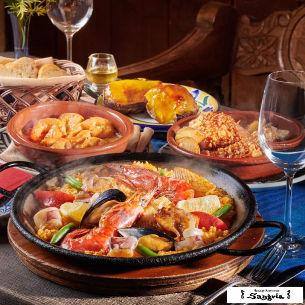 1975年、静岡の海沿いの高台にオープンした、地中海リゾートを思わせる駿河湾を臨む絶景のスパニッシュレストラン「サングリア」は、伝統的なスペイン料理や四季の素材を使用した創作料理に定評があります。サングリア自慢のパエリアなど、創業以来長年愛...