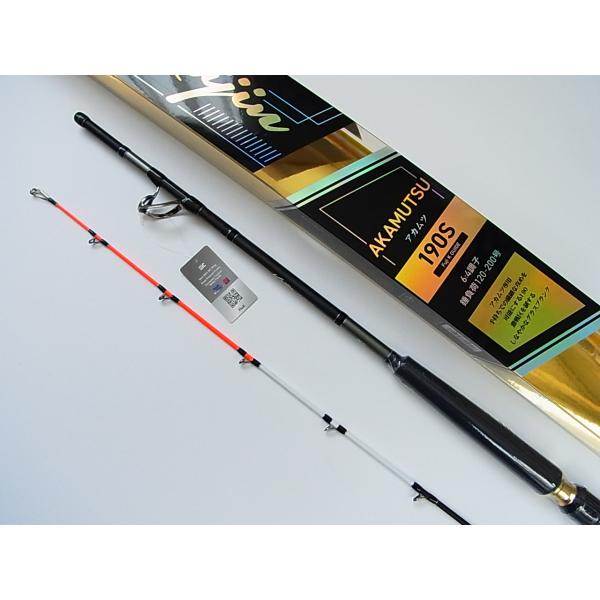 アルファタックル海人 アカムツ 190S alphatackle　です。激戦フィールドを攻略するショートモデル！！ハイプレッシャーな人気フィールドにおいて必須となるのが、手持ち誘いによるテクニカルな攻略。ショートレングスで軽量に仕上げた19...