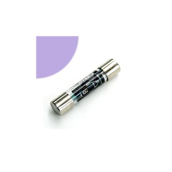 ■商品名：ENGEL冷蔵庫 専用特殊ヒューズ 10A■定格電流：10A■コメント：ENGEL冷蔵庫専用の特殊ヒューズです。特殊ヒューズには方向性があるため、交換時には方向をじゅうぶんに確認の上行って下さい。【メール便対応】※常時在庫は確認し...