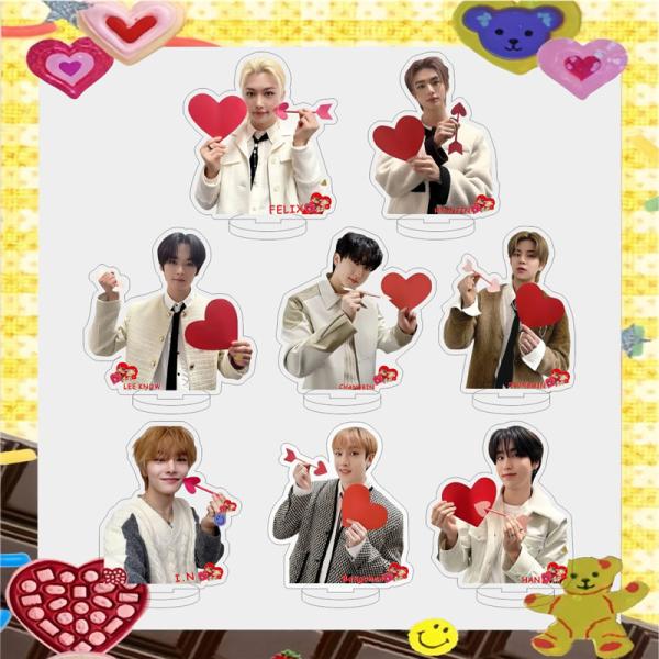 【タイプ】FELIX/SEUNGMIN/CHANGBIN/BANGCHAN/HAN/I.N/LEE KNOW/HYUNJIN【サイズ】高さ約10cm　　　　注意事項：※商品写真はできる限り実物の色に近づけるよう加工しておりますが、お客様のお...
