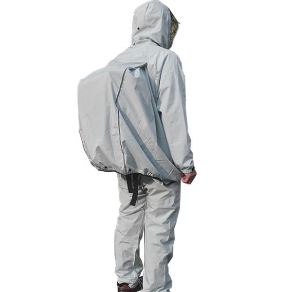 【商品名】 リュック対応ストレッチレインウェア BAG IN STRETCH RAIN【カラー・サイズ・型番】◆ シルバー・4L size : SS78G-SL-4L【素材】・表地：ポリエステル100%(TPU)・裏地：ポリエステル100%...