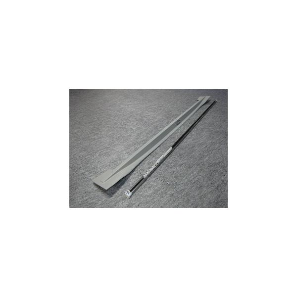 運転席とリアを間仕切るカーテンを取り付けるための200系ハイエース専用のカーテンマウントとカーテンレールのセットです。お好きなカーテンをご用意ください。帰省・旅行の休憩や仮眠、サマー・ウインターシーズンの着替えや車中泊に大活躍！！意匠および...