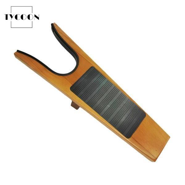 説明:[木製ブーツリムーバー]:シンプルながらも効果的なデザインで.ブーツを素早く簡単に脱ぐことができ.腰や膝への負担を軽減します.乗馬.農業.通勤など.様々なシーンで活躍する頼れるツールです. [素材の品質]: 丈夫な木材で作られたこのブ...