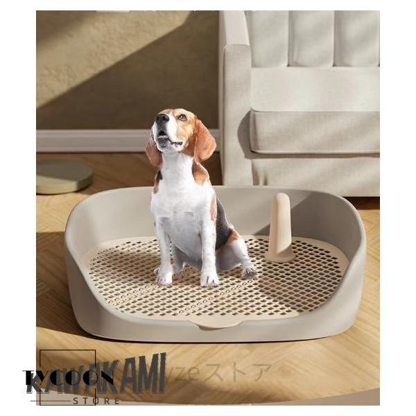 犬のトイレトレーニングに最適♪飛び散り防止高いフチ(囲い)があるので愛犬のおしっこの飛び散りにも効果的です。メッシュのスノコ付きメッシュの下にトイレシーツを敷いて使うのでペットシーツへのいたずらも安心です。※いたずらがなくなればメッシュを取...