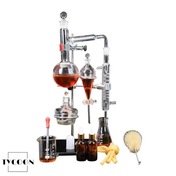 【材質】：透明度の高いホウケイ酸ガラス。良好な電気絶縁。完璧にフィットするように手吹きで磨かれています。【実験室蒸留装置】：プロフェッショナル500ml（0.13Gal）のエッセンシャルオイル蒸留装置。必要なものがほぼすべて含まれています。...