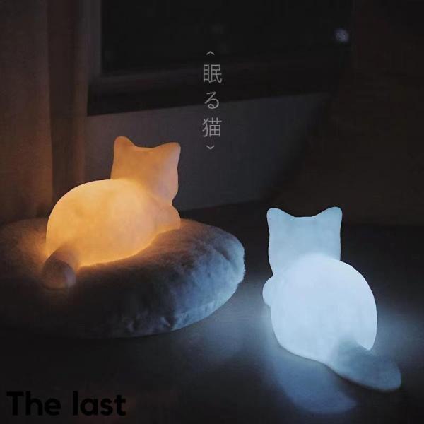 すやすや眠る猫ちゃんのルームライトです。白色・暖色の2色切り替えが可能。【サイズ】約13×13×34cm【重量】350g【材質】PVC【電池】単四電池×3本※電池は付属していません。パッケージ不良による交換返品は対応出来かねますので・ご了承...