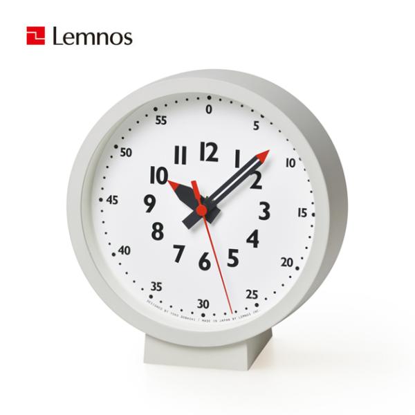 商品説明:お子さんと一緒に秒針を数えたり、分針の12進法と60進法の関連を指で確認したりと、手元でおこないやすい大きさと軽さの fun pun clock for table。壁かけと同じデザインの文字盤を見比べることで、より時刻や時間の理...