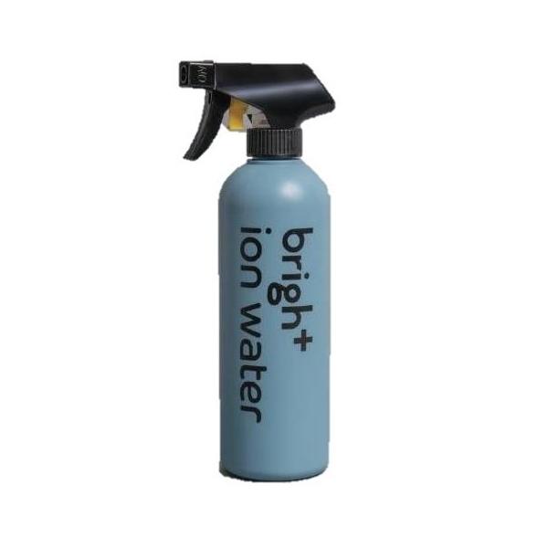 【brigh＋ ion water（ブライタスイオンウォーター）】とは？成分は純水を電気分解してつくられる 強アルカリイオン電解水(ｐH13.1)もともとアルカリイオン電解水には 油・たんぱく汚れを強力分解する効果や除菌効果、消臭効果があり...