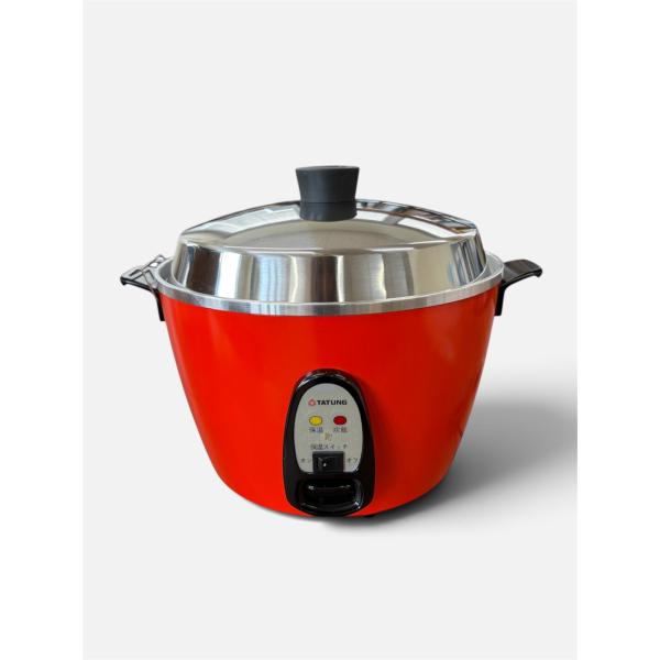 【在庫限りの大特価】品番：TAC-10GSカラー：レッド最大炊飯容量：1.8L（10合炊き）炊飯時消費電力 600W保温時消費電力 40W電源 100Ｖ　50/60ＨＺ付属品：スチームプレート、内釜フタ、アース線、計量カップ、しゃもじ重さ ...