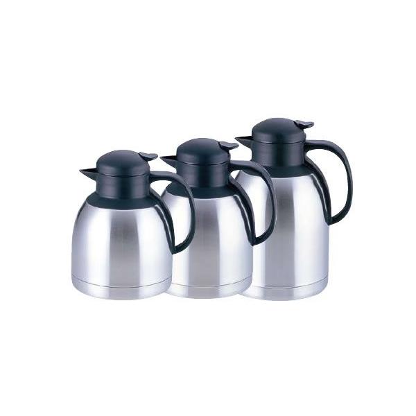 片手でラクラクお湯を注ぐことができるワンタッチ栓が付いていますので、力のない女性でもやさしく、簡単にお使いいただけます。◆真空二重構造◆冷蔵庫の角型氷がラクラク入る、口径約45mmサイズです。[ 仕様 ]◇実容量：1.0L◇サイズ：135×...