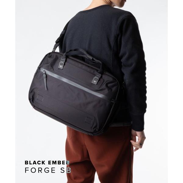 ITEM INFORMATIONブラックエンバー BLACK EMBER FORGE SB 130000 メンズ ビジネスバッグFORGE SBは20リットルのミニマルなソフトブリーフケースで、フォージショルダーストラップが含まれまれていま...
