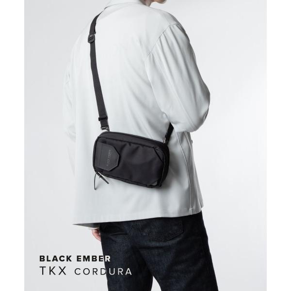 ITEM INFORMATIONブラックエンバー BLACK EMBER  130027 メンズ ポシェット型番130027 カラーブラック / BLACKサイズ本体サイズ ： 縦幅22cm 横幅12cm 厚6cm 容量：1.5L重さ：25...