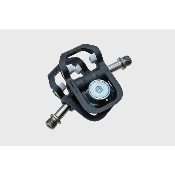 Magped(マグペド)はオーストリア発、名前の通りマグネットでペダルと靴を固定する方式を採用したペダル