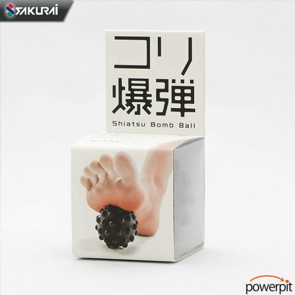 マッサージ&amp;筋膜リリースに！突起つき指圧ボール。筋肉のコリをほぐせるボールです。気になるところに体重をかけてご利用ください。壁や椅子などを使うと、さらにお手軽に使用することができます。【 色 】ブラック。【 直径 】約6.5cm。【...