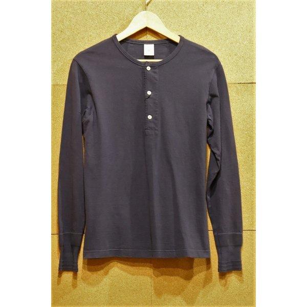 コンディションランク：C肩幅（ｃｍ）：44身幅（ｃｍ）：45袖丈（ｃｍ）：61着丈（ｃｍ）：65全体的に使用感がありますが、まだまだご使用いただけます。商品お問合せ番号：3000003247800006