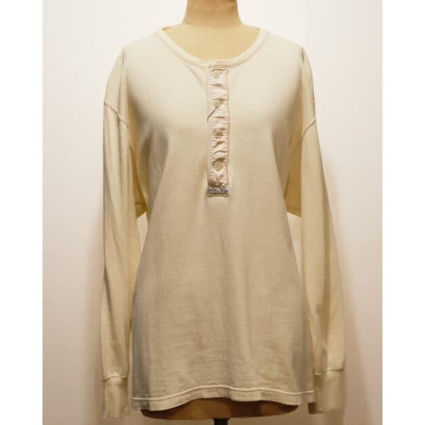 コンディションランク：C肩幅（ｃｍ）：４９裄丈（ｃｍ）：８５身幅（ｃｍ）：５８袖丈（ｃｍ）：５９着丈（ｃｍ）：６７裾幅（ｃｍ）：６０ＭＥＭＯ：全体的に毛玉があり使用感がありますが、まだまだご使用いただけます。付属品：猫目ボタン　ロングフライ...