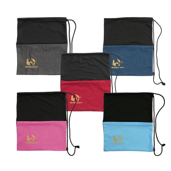 WPロゴ金刺繍 収納スペース付■素材：ポリエステル■サイズ：38.5×33.5cm■フロントポケット付き■生産国：中国製