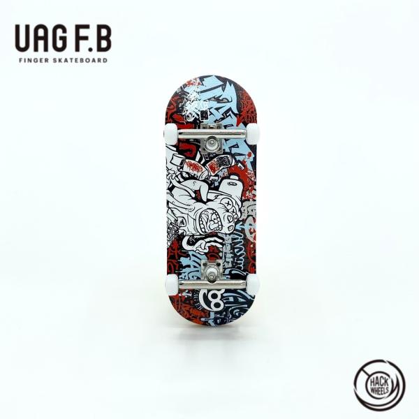 【商品特徴】弾きのよいカナディアンメープルを5枚重ねたデッキ強度と耐久性に優れたプロトラック。「HACK WHEELS PLAS（PRO COMPLETE WHEEL)」を装着したことにより、指心地がより滑らかに。【セット内容】デッキ ×1...