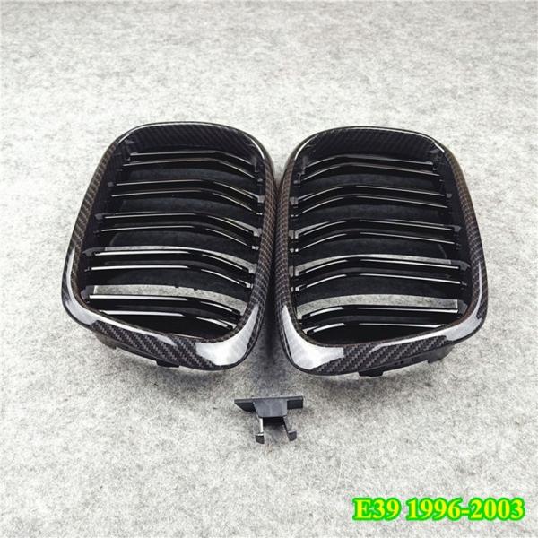 フロントグリル BMW E39 1996-2003 カーボン ブラック キドニー 左右セット ダブルフィン ダブルスラット　社外品 材質 : ABSカラー : カーボンブラック内容：左右セット適合：BMW車BMW E39 1996-2003...