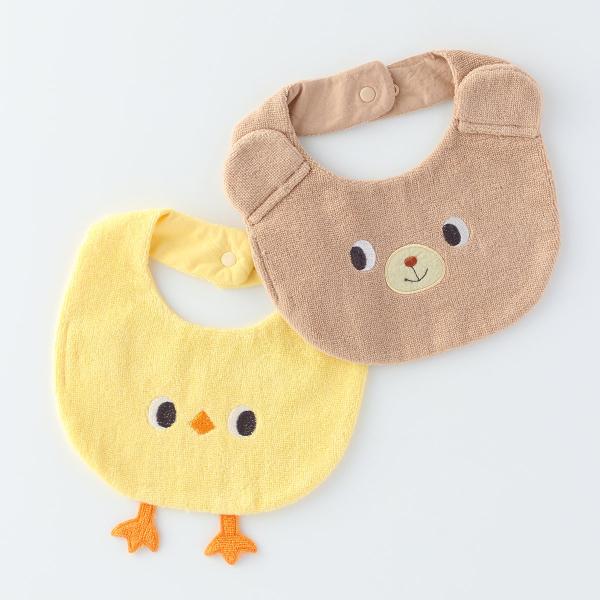 アッコトトのひよことクマが、かわいいスタイになりました。やわらかな無撚糸パイルで仕立てた赤ちゃんの肌にも優しいスタイです。お名前ネームタグ付きです。・エコテックス(R)スタンダード100製品クラスI認証◆素材：綿100％◆原産国：ベトナム