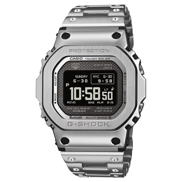 人とAIの共創によって誕生した、新たなフルメタル耐衝撃構造を持つG-SHOCKです。初代G-SHOCKのスクエアデザインを受け継ぎつつ、ベゼルとセンターケースを精緻に組み合わせた立体造形と独自のヘアライン・ミラーの磨き分けが際立つ仕上がりに...