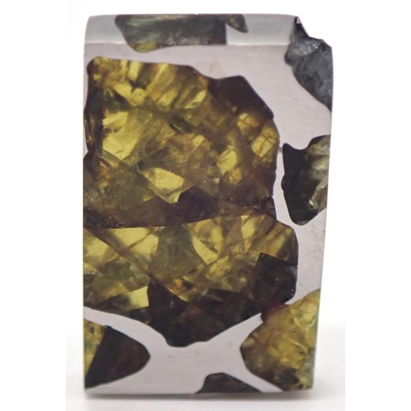 イミラックを小さくカットしました。【大きさ・重さ】写真の中にメモあり机に寝かせて撮ったものと、立てて撮ったものがあります（光は当てていません）。＊イミラック・パラサイトは衝撃に弱いので取り扱いにご注意ください。（硬度は6.5〜7ですので、ヒ...