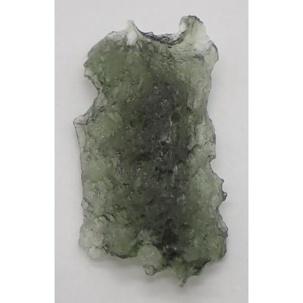 インパクタイト （インパクトグラスーテクタイトの一種）発見  1700年代場所  チェコ共和国（南ボヘミア）隕石衝突によって地表の砂や岩石が溶けて気化し、上空で急激に冷やされて固まった天然ガラス。隕石が落ちたのは1450万年前、遠く離れたド...