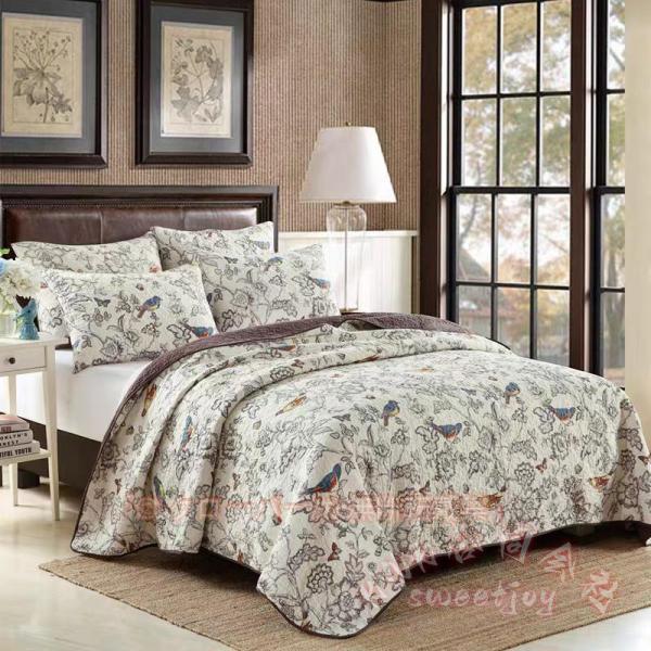 【商品名】　綿 無地 ベッドカバー ベッドスプレッド マルチ カバー キルト おしゃれ ダブル 綿100% 3点セット (小鳥) 【商品説明】　・ふんわりと柔らかく、心穏やかに和める雰囲気がお好みなら、この優しい色合いのベッドスプレスがお勧...