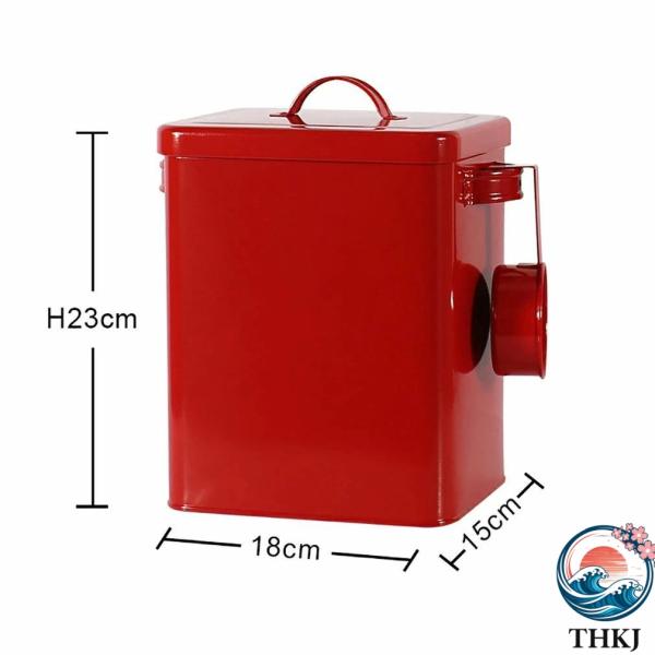【商品仕様】  素材：鉄製  重さ：約1040g  サイズ：18*15*23cm  商品内容：米びつ 5kg用*１点   ご注意：  商品画像に関しまして、モニターや環境によって色や風合いの見え方が違いますので、ご理解の上ご購入頂きますよう...