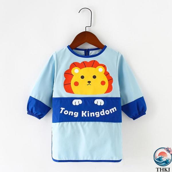 ・食べこぼしを気にせずに、お食事タイムをもっと楽しく！・キッズ用ロング丈スモックが新登場。・パンツやスカートの太もも部分までしっかりとカバーする、ロング丈デザインを採用。・洋服の汚れを気にしないで、のびのび食事が楽しめる♪・キュッと絞れるゴ...