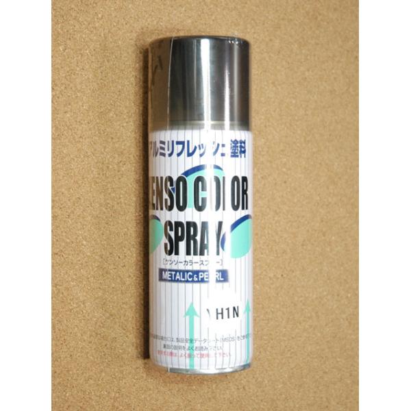 品名：合成樹脂塗料　成分：合成樹脂、顔料、有機溶剤（酢酸ブチル、酢酸イソブチル、酢酸エチル）NET：300ｍｌ、　塗料：150ｍｌ、塗面積：約1.0m2（1回塗り）