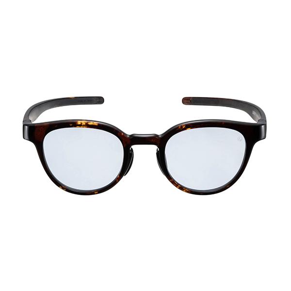 1stコレクションから根強い人気の「LEIFER」のブラッシュアップモデルが登場。Eyevolオリジナル高性能レンズに新色ミディアムカラーも追加ランナップ。掛け心地の良さを語る上で重要なパーツであるテンプル内側のラバーカラーもリニューアル。...