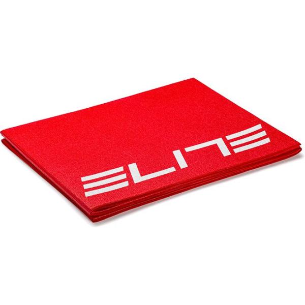 ELITE (エリート) FOLDABLE TRAINING MAT - フォルダブルトレーニングマット従来のTRAINING MATが丸めて筒状に収納できるタイプだったことに比べ、FOLDABLE TRAINING MATは折りたたみタイ...