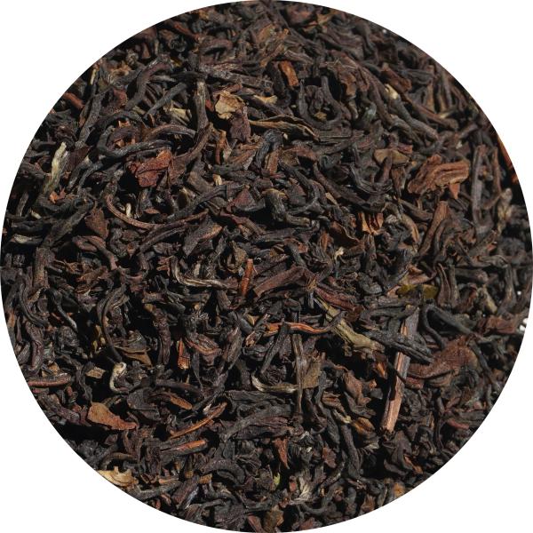 原産国：インド ダージリン<br>原材料：茶葉<br>形態：袋入り<br>賞味期限：300日<br>保存方法：直射日光・高温多湿を避け、冷暗所にて密閉保存下さい。<br>開封後はど...