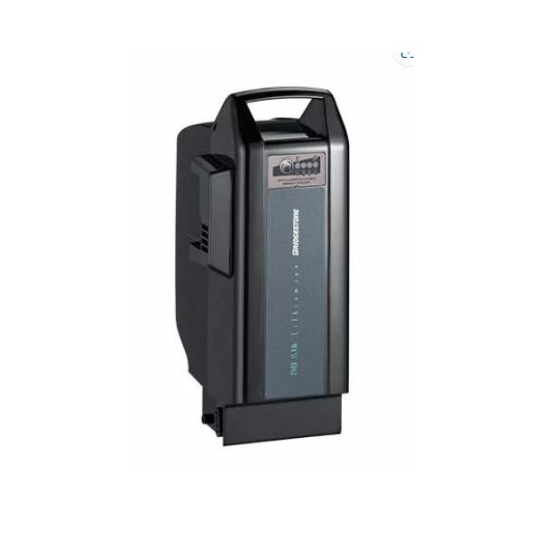 【商品仕様】(1)種類:リチウムイオン(2)容量:392Wh(25.5V/15.4Ah)(3)重さ:約2.7kg(4)充電時間:約4時間(5)寸法:タテ約250×ヨコ約100×奥行約145mm(C300同等)(6)カラー:ブラック(7)標準...