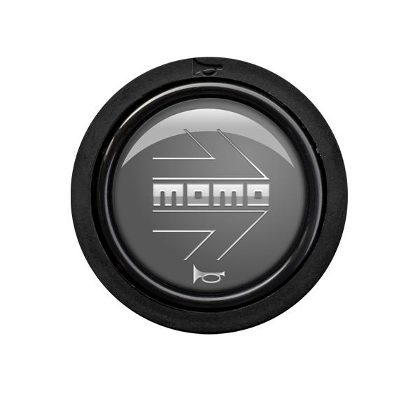 ステアリングでTOPブランド MOMOの「ホーンボタン」です。もちろん正規品の新品です。MOMOのホーンリング付ステアリング専用（RACE、TUNER、JET、COMMAND 2R、LUCE等）のホーンボタンと交換可能です。見慣れたステアリ...