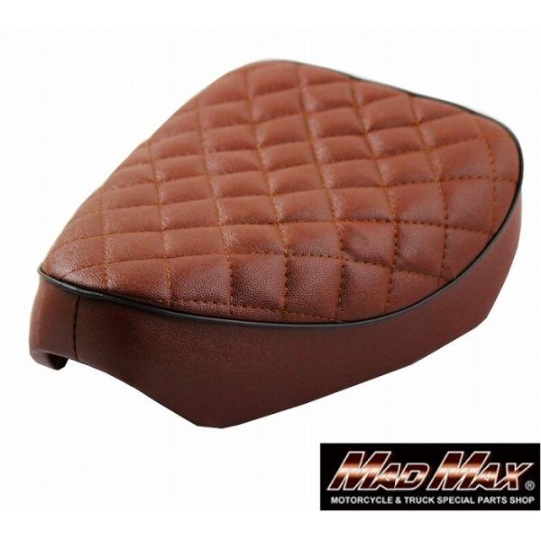 【商品説明】ホンダ スーパーカブ用 ダイヤキルト カスタムシートASSY C50/C70/C90 ブラウン。純正形状のカスタムシートです。スーパーカブ カスタム（角型ヘッドライト）タイプのシートです。スタンダードやデラックス（丸型ヘッドライ...