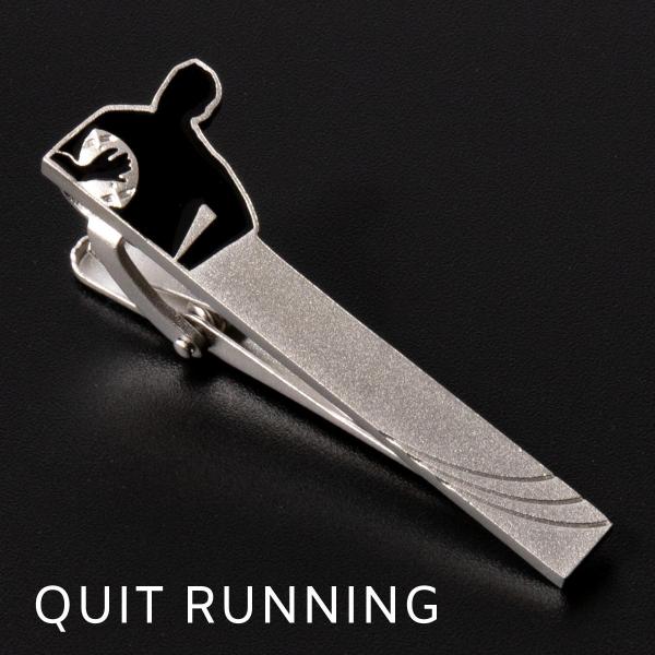 QUIT RUNNINGHOBBY TIE CLIPクイトランニングホビータイクリップ【 AMERICAN FOOT BALL RUN 】高品質のステンレススチールを使用したネクタイピンです。どんなネクタイにもコーディネートしやすい、飽きの...