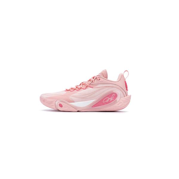 Pink/White  Dlo 1シリーズは、フルレングスのBOOMミッドソールとLIGHT FOAM ULTRAヒールを搭載して、接地感と動きやすさに優れています。屋外の機能性に抜群で、ガードに適しています。目を引くミッドフットのバタフラ...