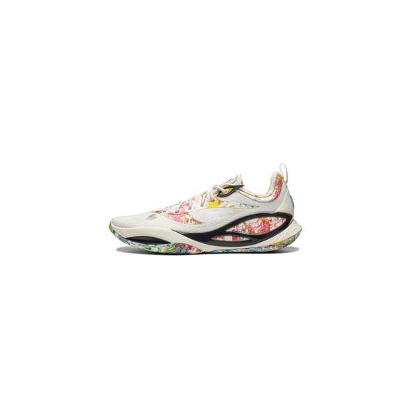 White/Multi  DLO 2 シリーズは、フルレングスBOOMミッドソールとLIGHT FOAM ULTRA構造を採用して、優れた接地感と俊敏なステップワークを実現しながら、TUFF OSアウトソールがアウトドアトレーニングからイン...