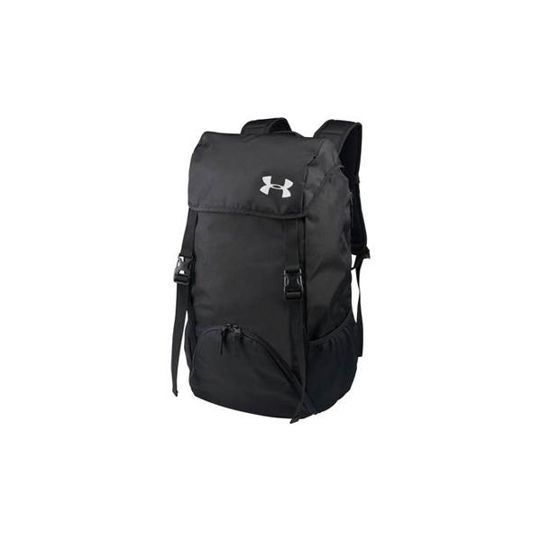 Blk  側面と上部からメインコンパートメントに繋がる仕様。撥水加工を施したファブリックが雨や雪をはじき、悪天候下でもドライで快適な状態を保つ。